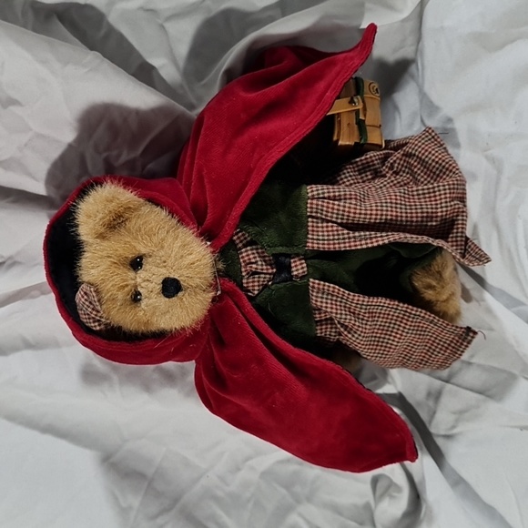 Boyds Bears | Toys | Boyds Bear Bailey Little Red Riding Hood | Poshmark
